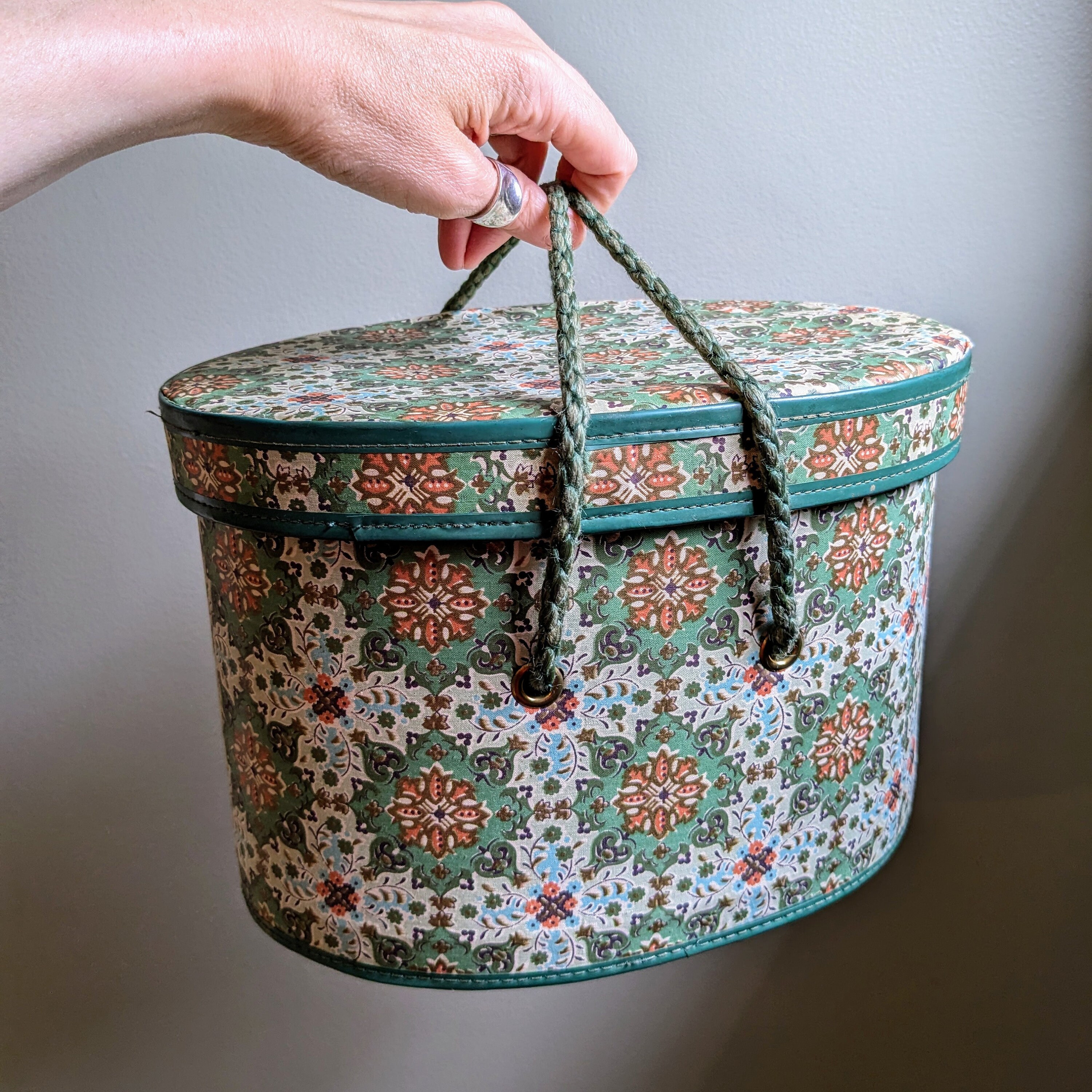 Vintage 1960s Oval Sewing Caddy Box - Etsy