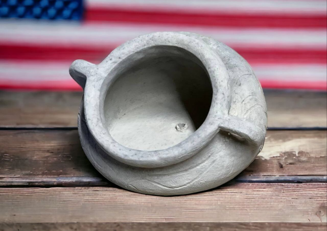 Pot on Side Statue Massive Flowers Planter Figure Outdoor Garden Pot ...