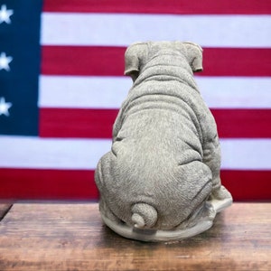 Concrete Realistic Bulldog Garden Statue Detailed Bulldog Stone ...
