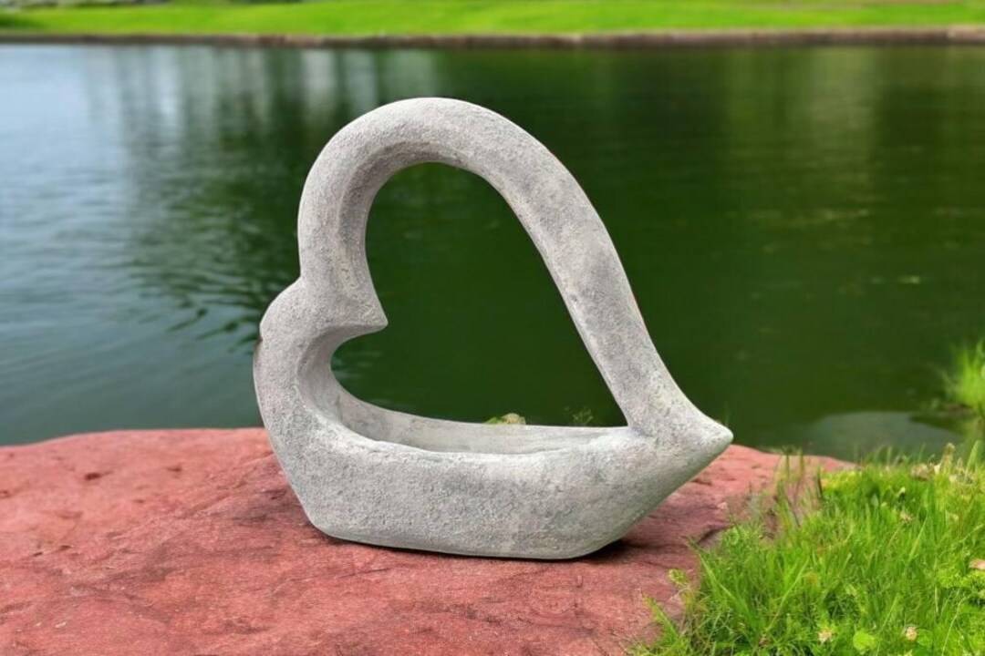 Massive Heart Planter Figure Flowers Pot Statue Love Sculpture Large ...