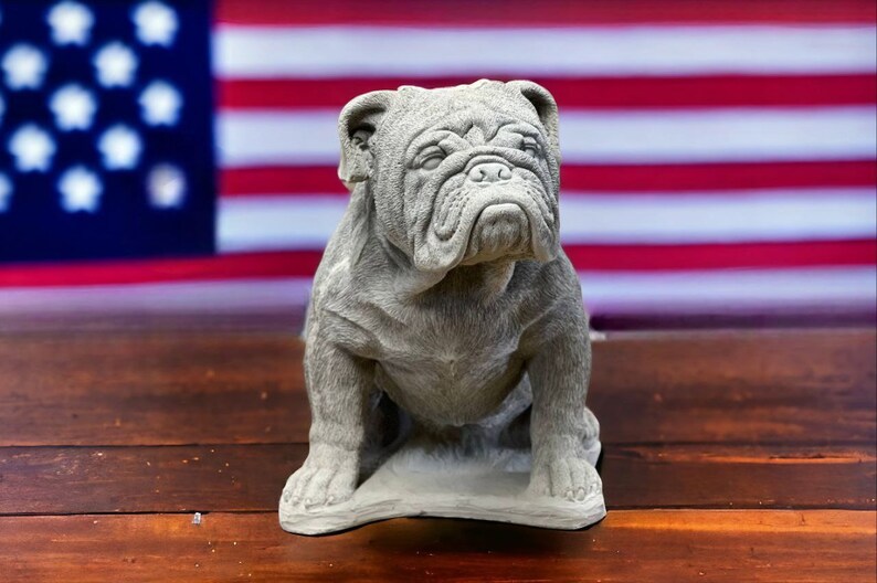 Concrete Realistic Bulldog Garden Statue Detailed Bulldog Stone ...