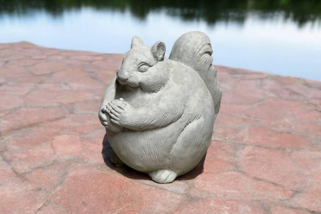 Fat Squirrel With Nut Figure Stone Squirrel Bubba Statue Wild Squirrel ...