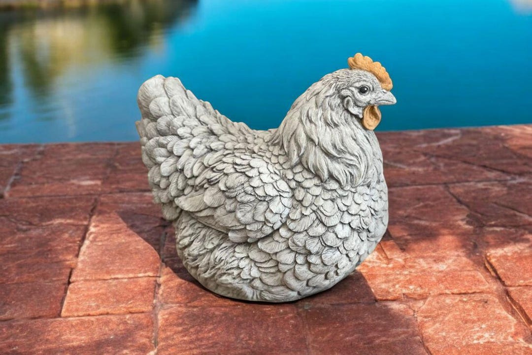 Large Hen Chicken Figure Painted Farm Chicken Statue Farm Decoration ...