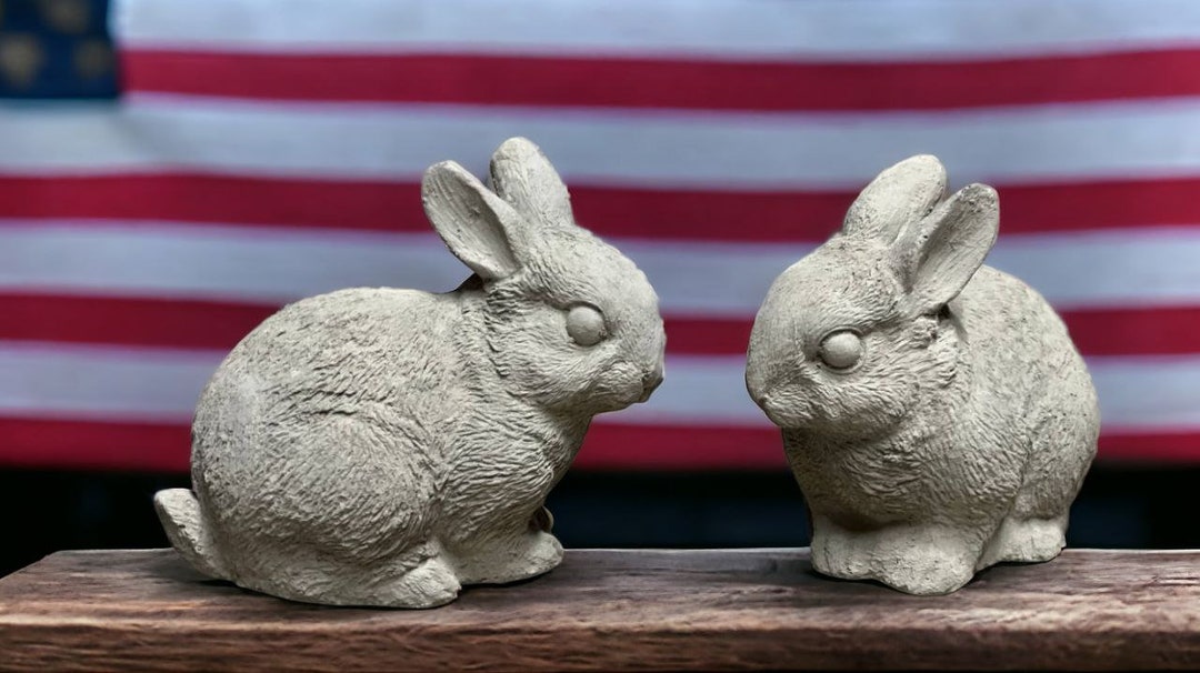 Two Rabbits Figure Concrete Pair of Rabbits Figurine Couple Bunnies ...