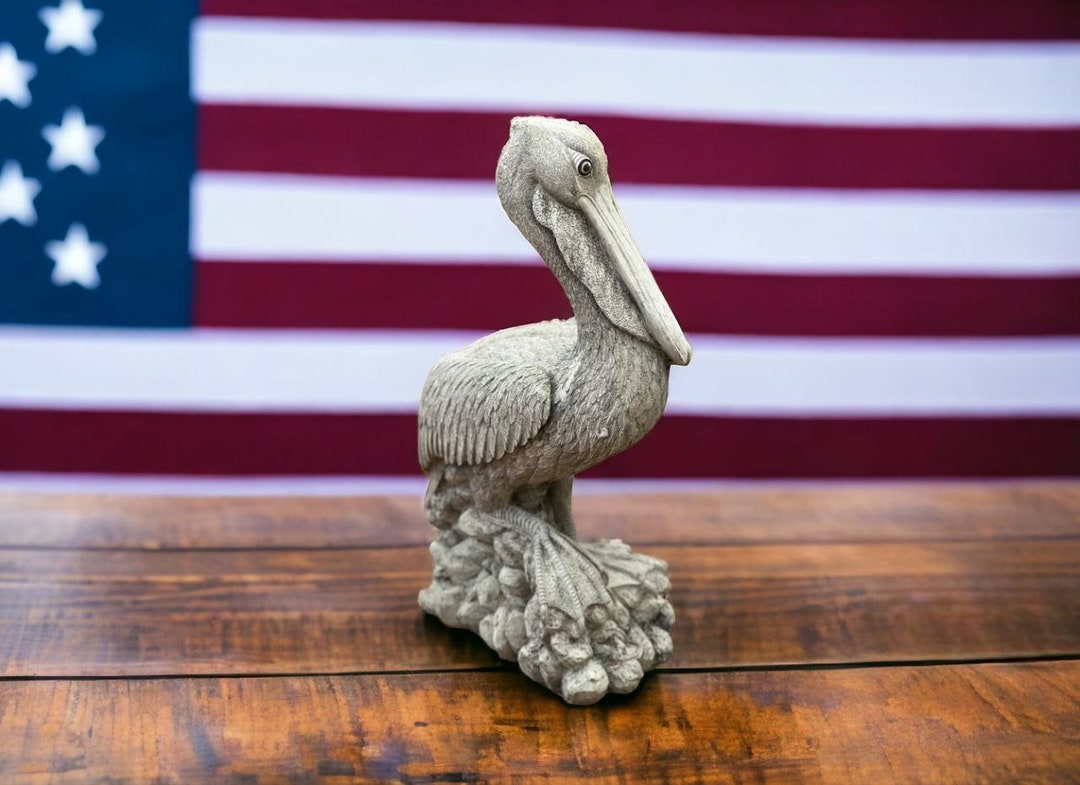 Concrete Pelican Statue Tropical Animal Figurine Realistic Pelican Bird ...