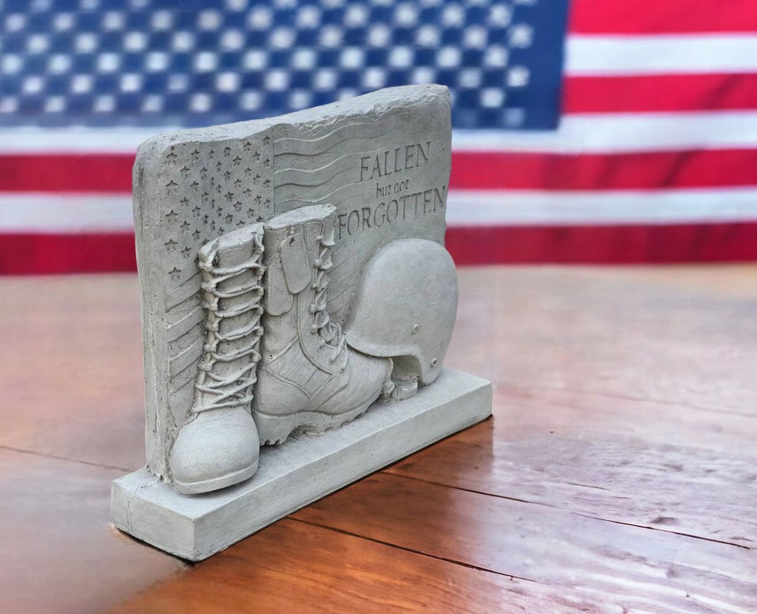 Concrete Soldier Memorial United States Military Soldier Grave Outdoor ...