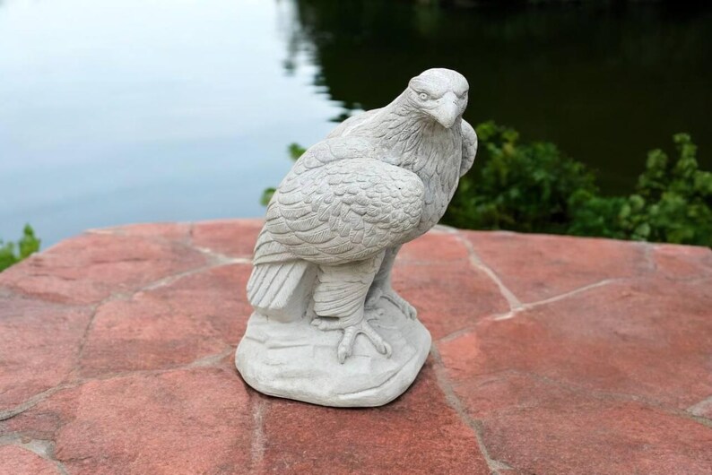 Massive Eagle Figure Concrete Eagle Bird Figurine Guardian Eagle Bird ...