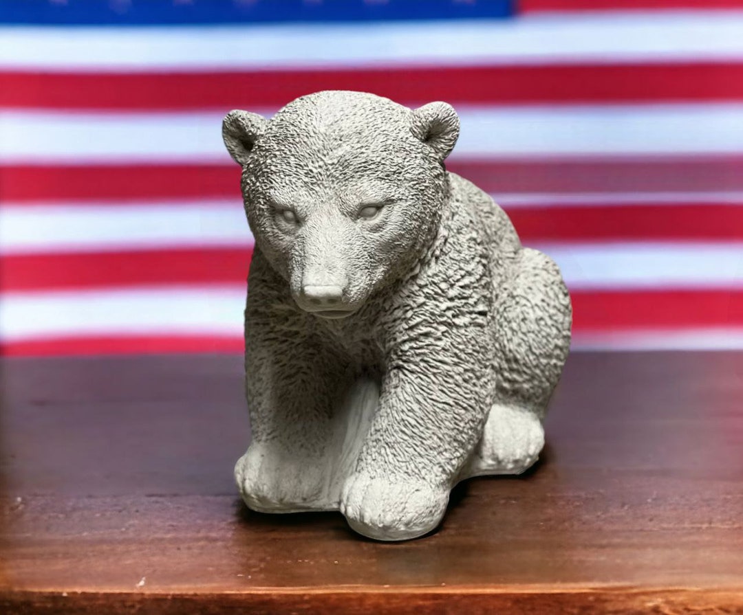 Crouching Bear Statue Large Bear Figure Massive Wild Animal Sculpture ...