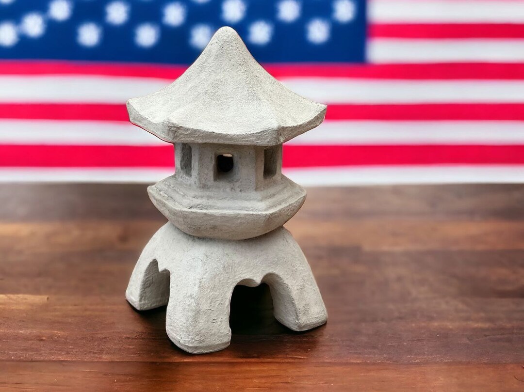 Concrete Asian Pagoda Statue Stone Oriental Lantern Outdoor Sculpture ...