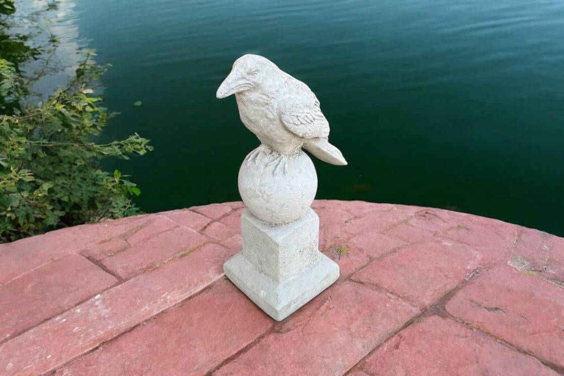 Sitting Raven on Finial Post Statue Concrete Crow Figure Detailed Raven ...