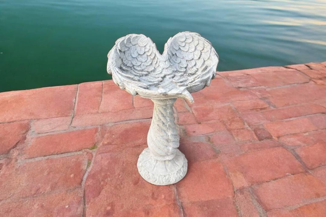 Massive Birds Bath Angel Wings Figure Birds Water Drinker Sculpture ...