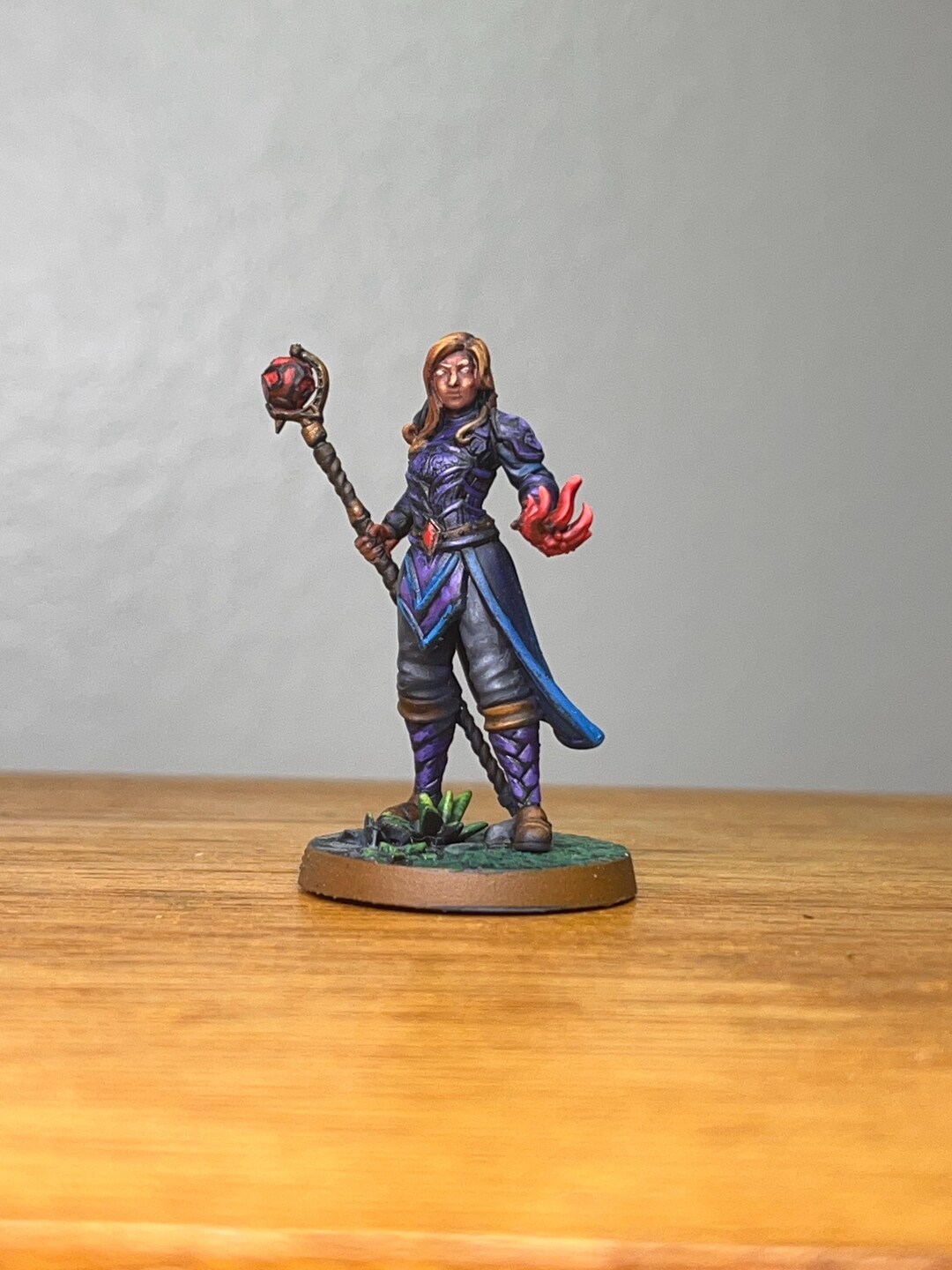 Painted Miniature Female Mage Wizard From Galaad Miniatures, Pro ...