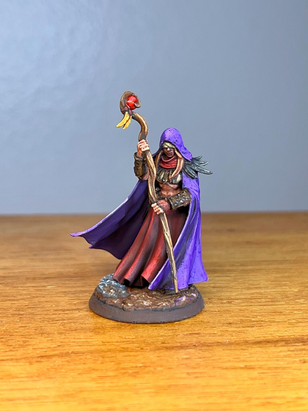 Painted Seer Mage Wizard Cleric Miniature. Pro Painted Dungeons and ...