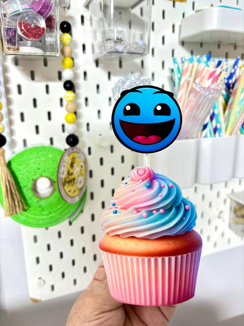 Geometry Dash Cupcake Toppers, Geometry Dash Birthday Party Decorations ...