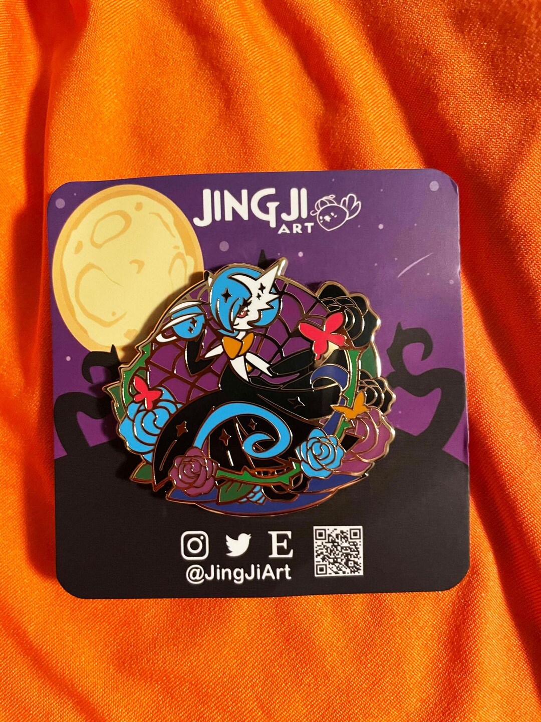 Mega G Pin - Etsy