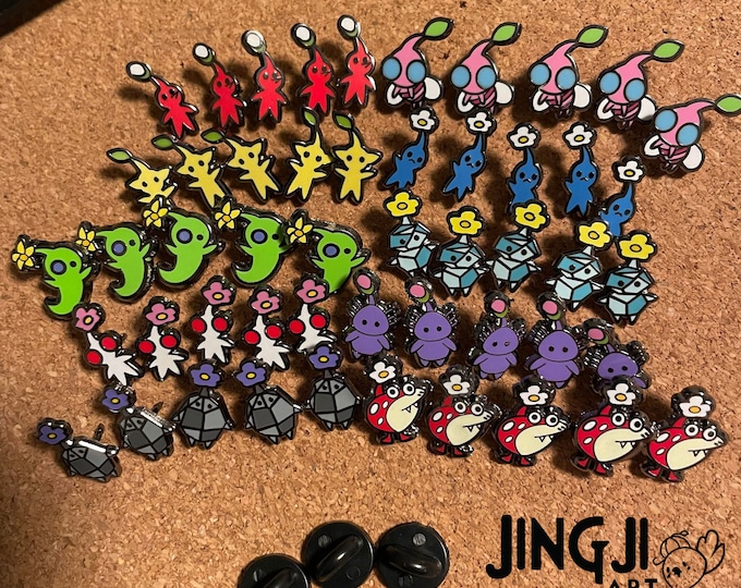 Pikmin Desk Pal - Etsy