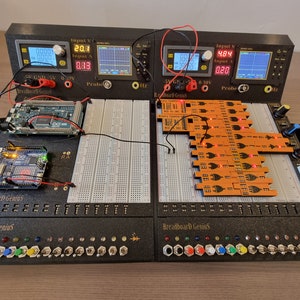 Breadboard Genius Electronics Project Lab: Oscilloscope, Signal ...