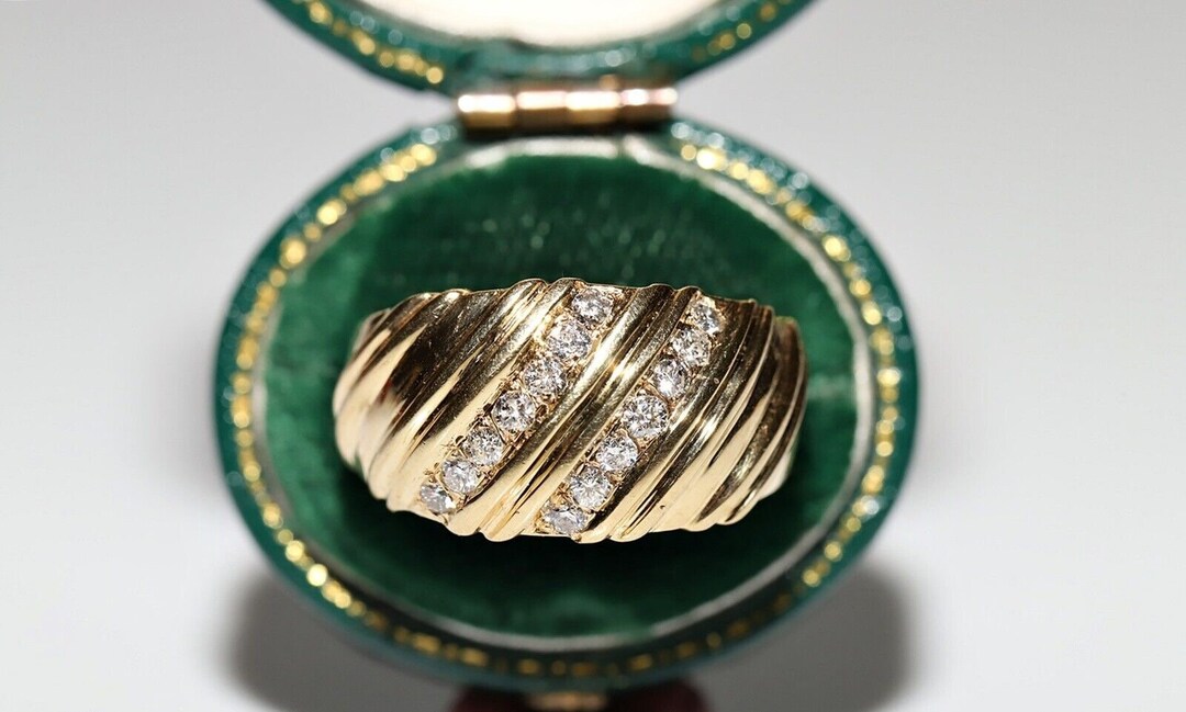 Vintage Circa 1980s 14k Gold Natural Diamond Pretty Band Ring - Etsy