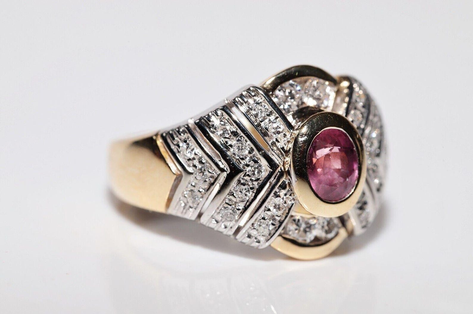 Vintage Circa 1980s 18k Gold Natural Diamond and Ruby Decorated Ring - Etsy