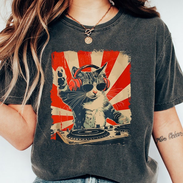 Cat T Shirt - Etsy