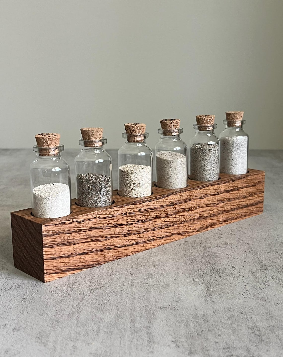 Vacation Keepsake Display Stand: Beach Sand Bottle Holder for Honeymoon ...