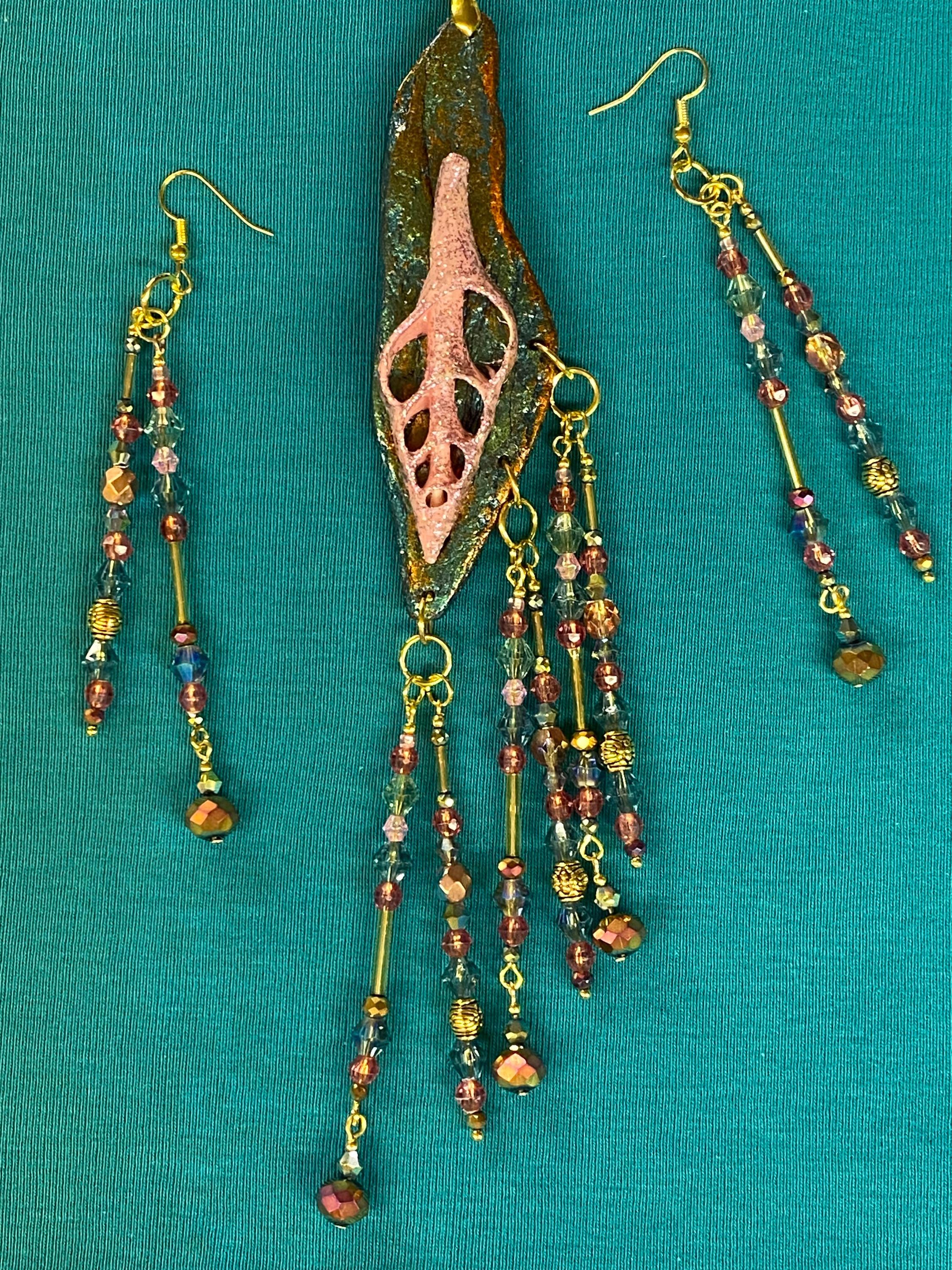 Shell and Wood Pendant and Earring Set - Etsy