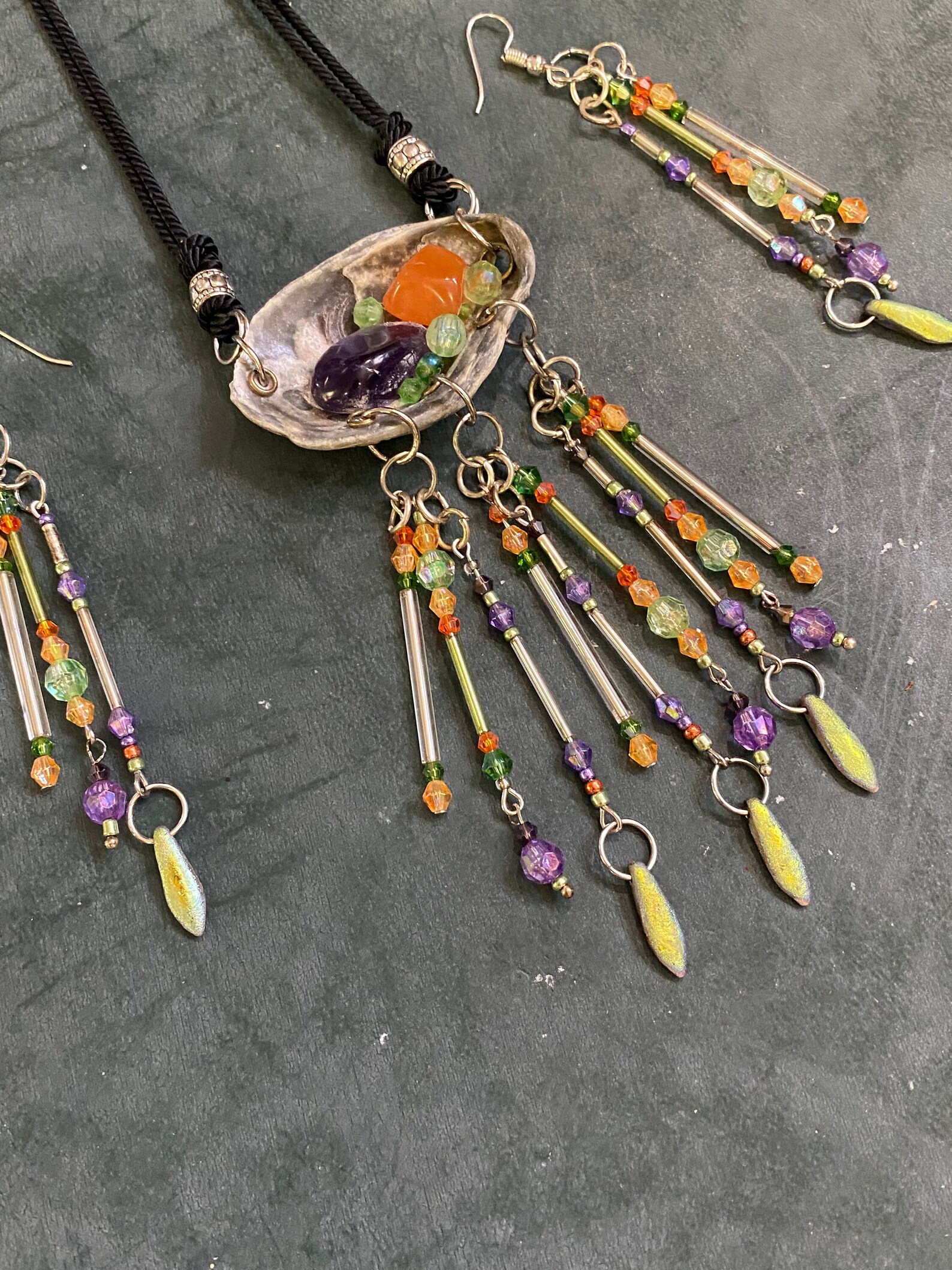 Oyster Shell Pendant and Earring Set With Carnelian and Amethyst ...