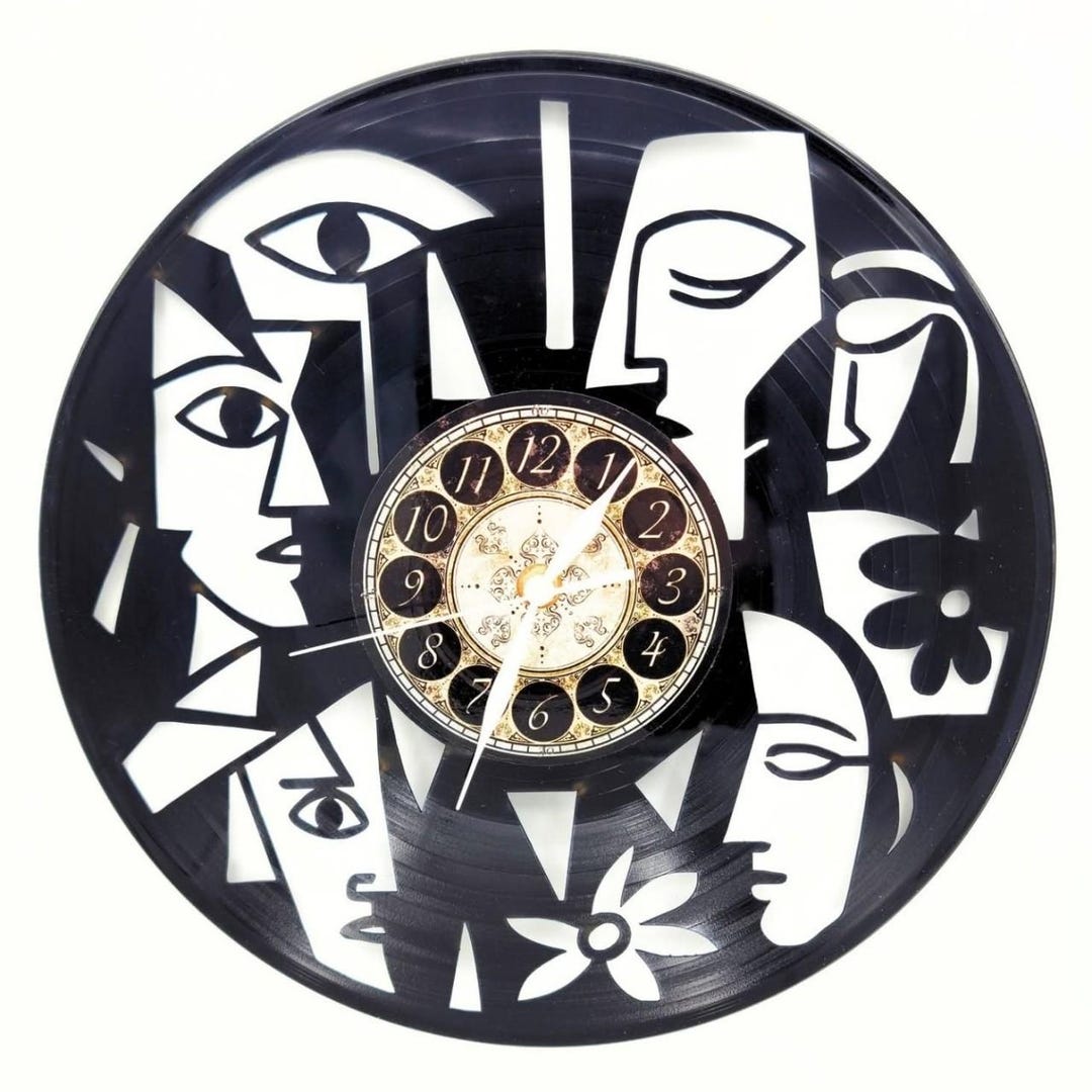 ETERNAL BLINK a Picasso Inspired Design | Vinyl Record Clock | Beach ...