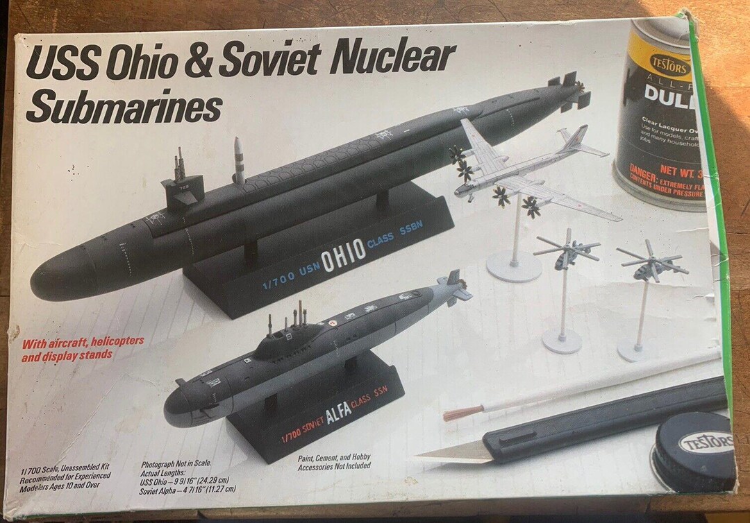 Vintage USS Ohio & Soviet Submarine, Testors 902 Open Box Complete ...