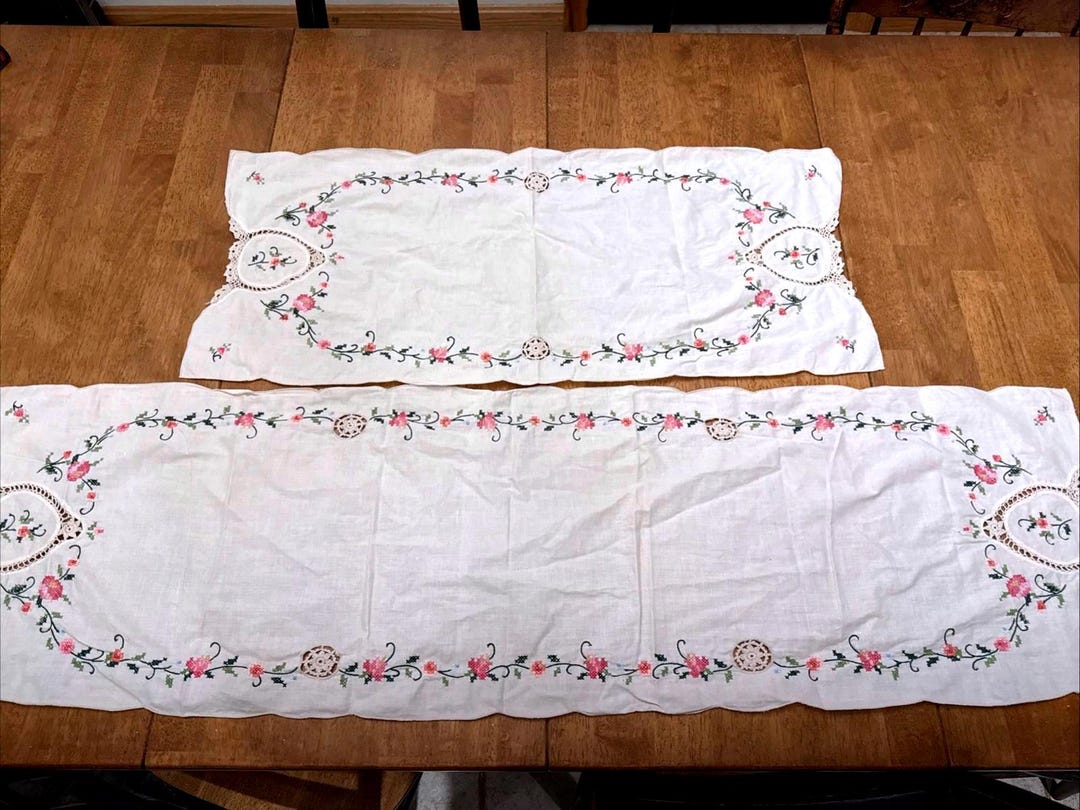 VTG 2 Matching Floral Embroidered Lace Table Runners Dresser Scarves ...