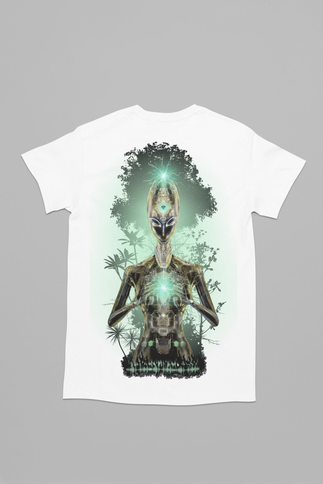 Psychedelic Alien T-shirt Vibrant Festival EDM Graphic Tee for Rave ...