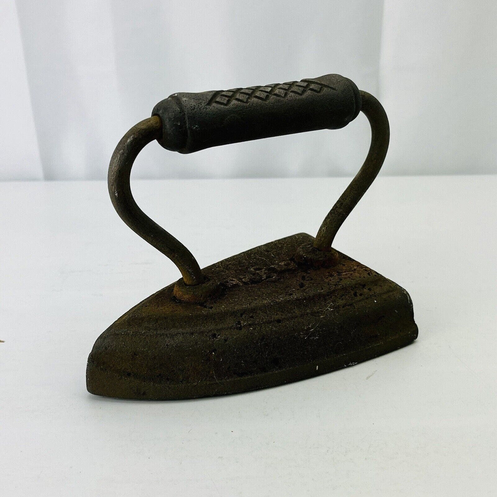 Vintage Antique Cast Iron 5 Clothes Stovetop Iron Press or Doorstop 5-1 ...