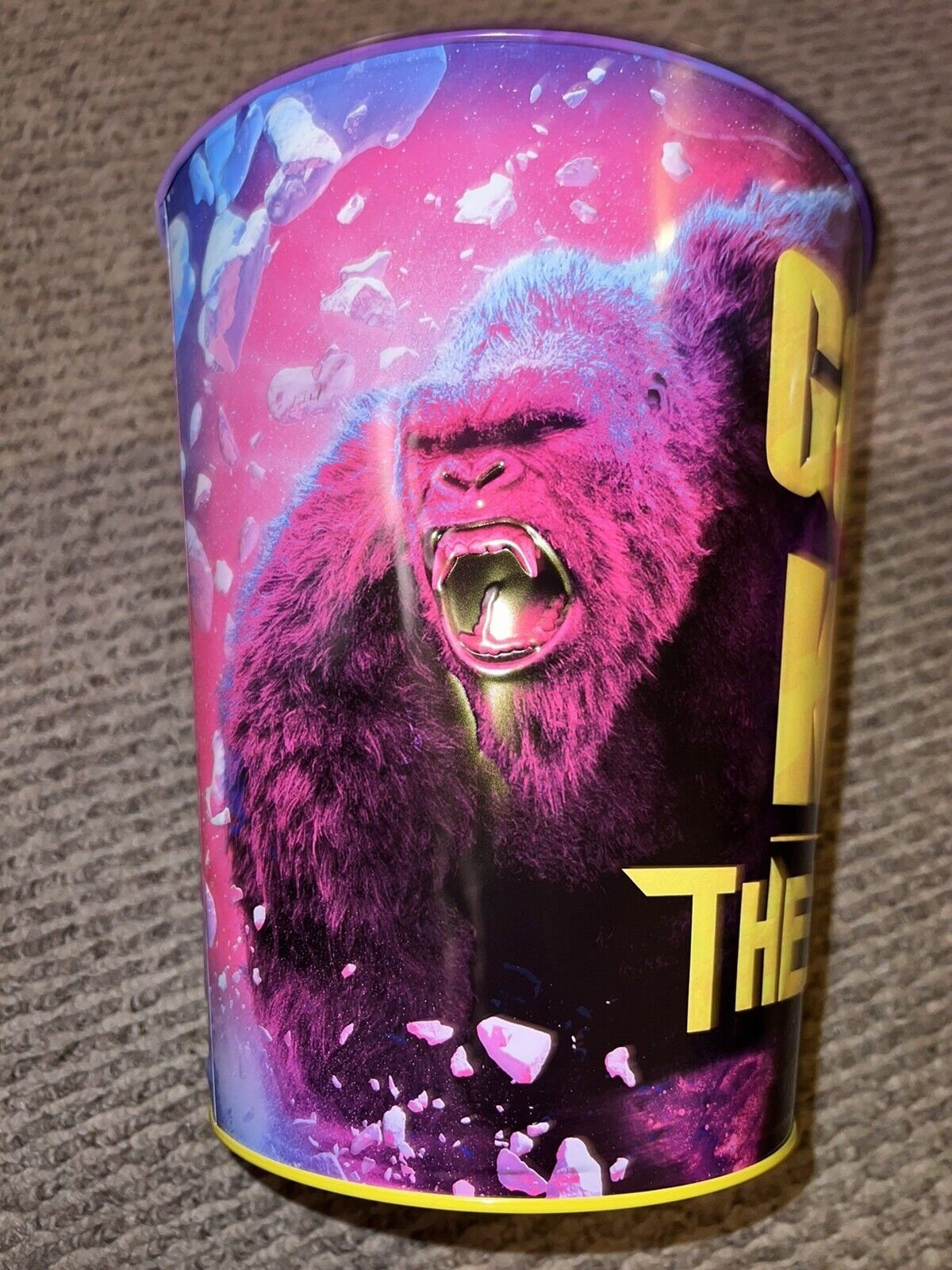 Godzilla X Kong New Empire Exclusive Regal Popcorn Bucket, Cup & KONG ...