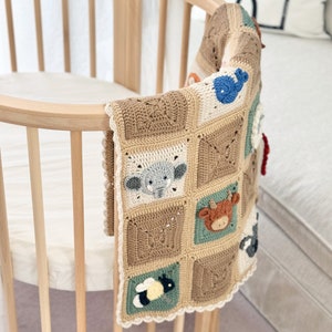 Bee Granny Square Crochet Pattern ⸱ Bumblebee ⸱ Animal ⸱ Blanket ...