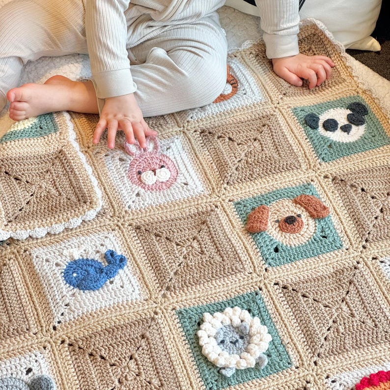 Basic Granny Square Crochet Pattern: Step-by-step Video Tutorial ...