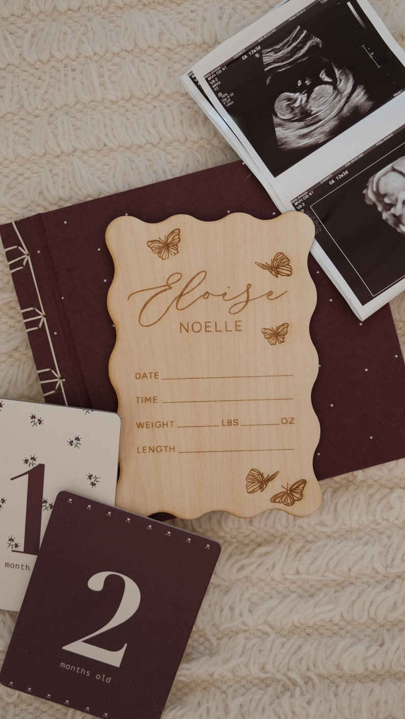 Scalloped Baby Milestone Card With Butterflies Interchangeable ...