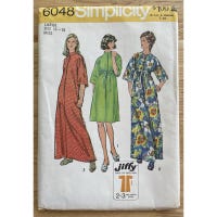 Vogue 7252 1970s Flared Zip Robe Pattern Loose Fitting Kimono Sleeves ...