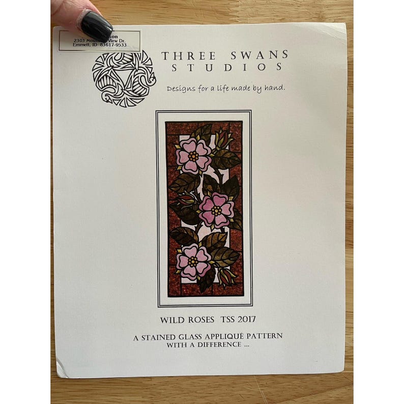 Wild Roses Stained Glass Applique Pattern Three Swans Studios TSS2017 ...