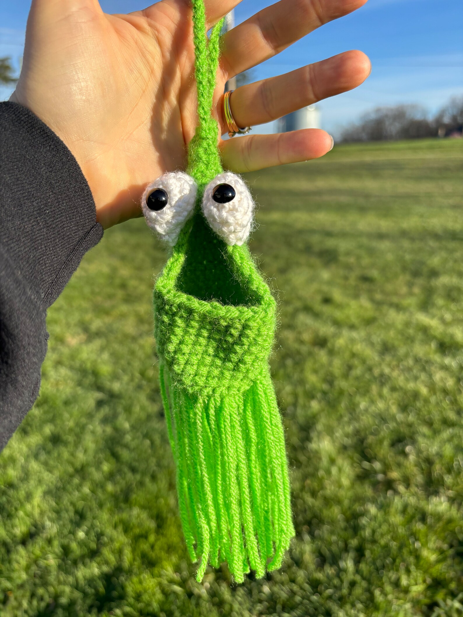 Mini Yip Yip Hanger - Etsy