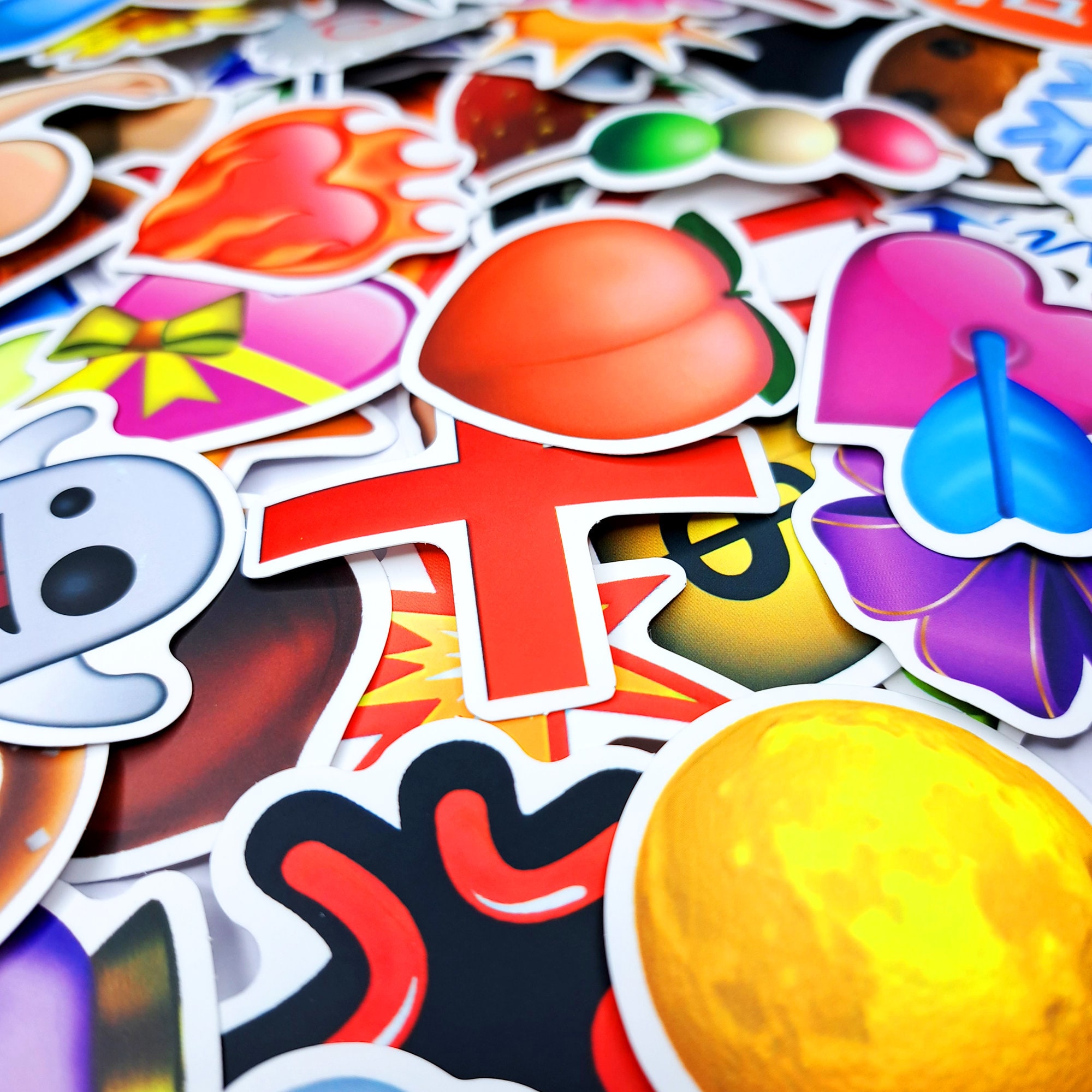 60 PCS Funny Emoji Sticker Pack, Children Stickers, Laptop Stickers ...