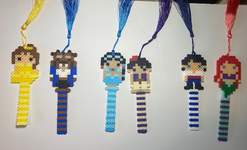 Disney Princess and Princes: Bell & Beast, Aladdin and Jasmine, Little ...