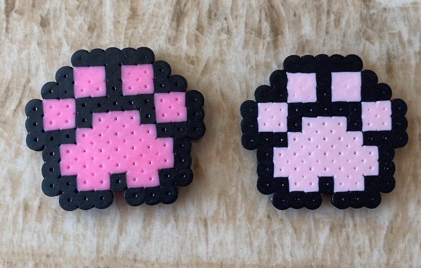 Dog Paws Perler Bead Magnet - Etsy