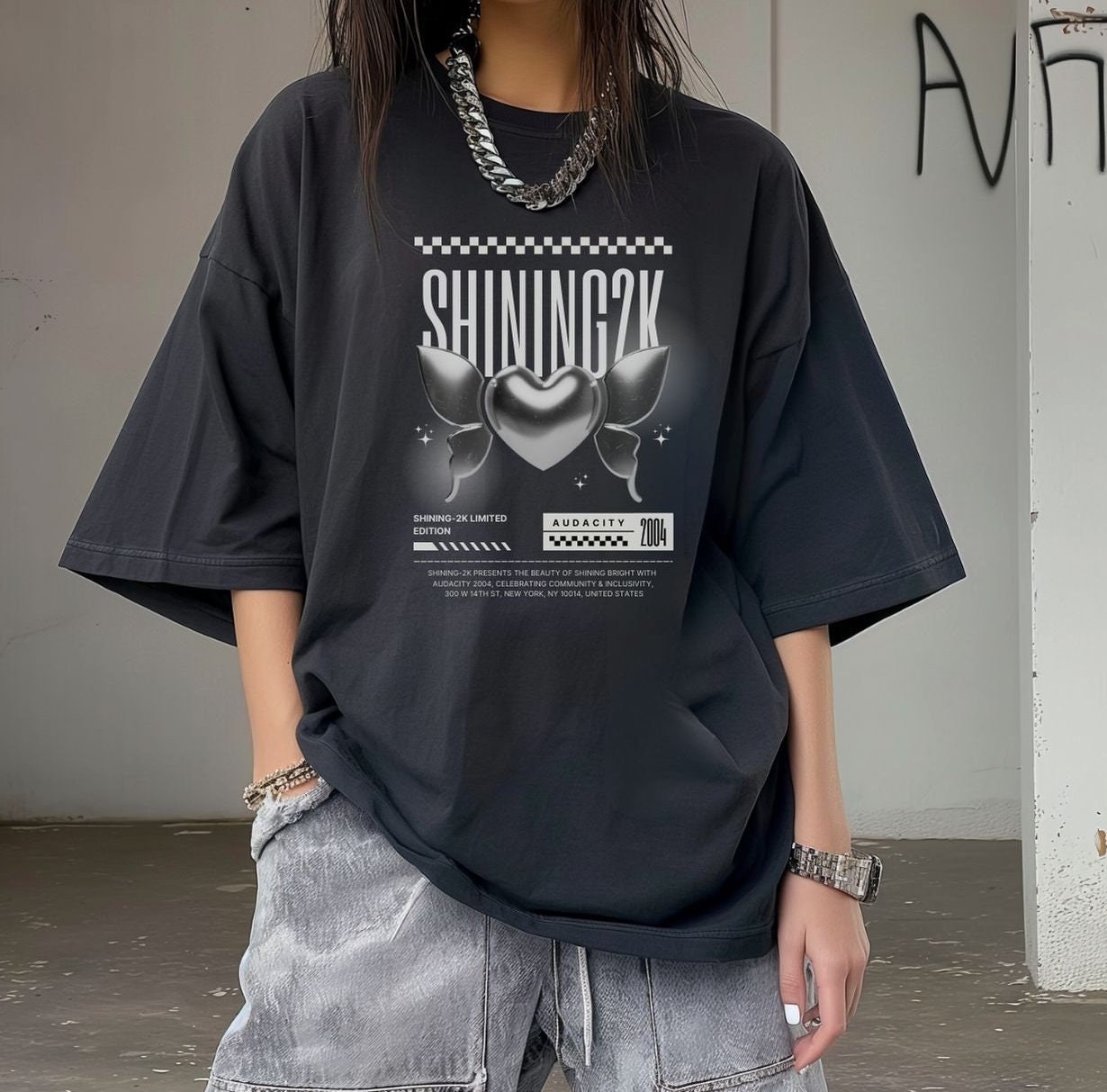 2000s Oversize Tee Y2k Metallic Aesthetic, Cyber Grunge, Y2k Metallic ...