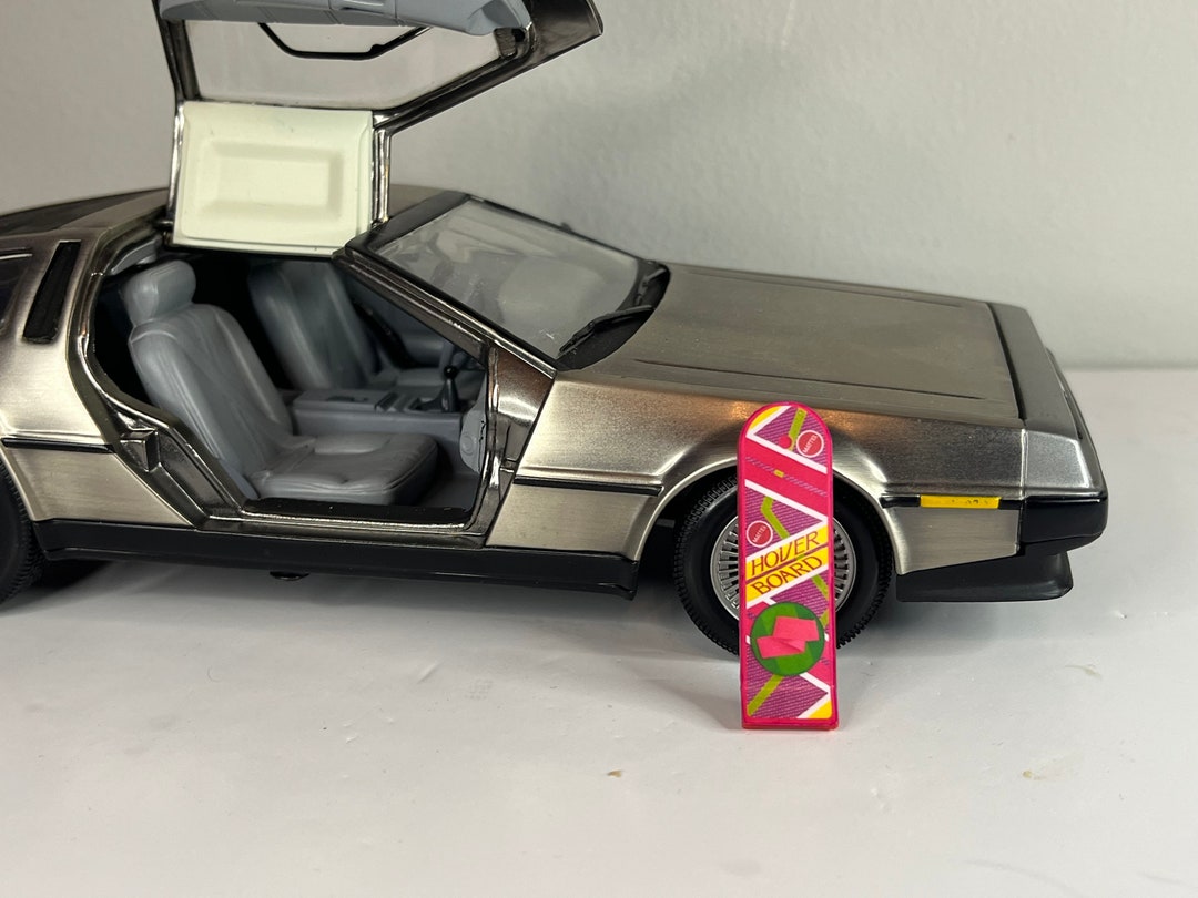 Back to the Future Hoverboard Replica – 1/18 Scale Miniature ...