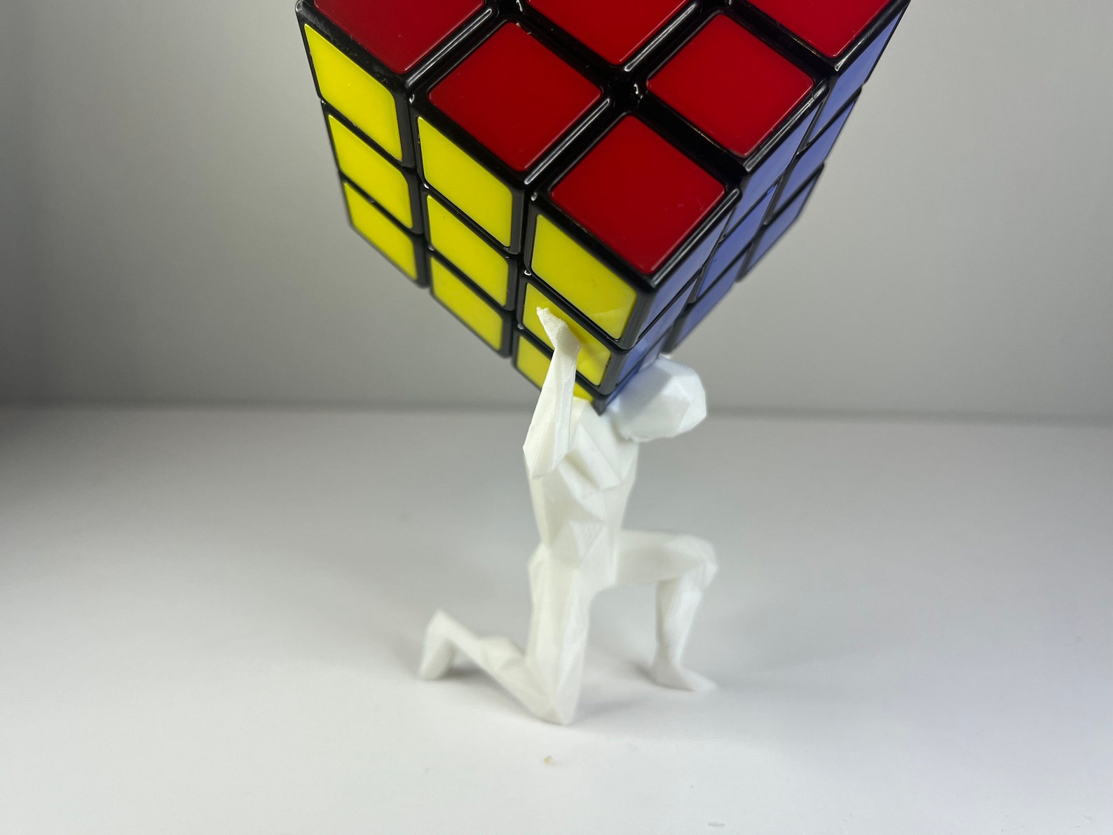 Atlas Rubik's Cube Stand, Rubik's Cube Holder - Etsy