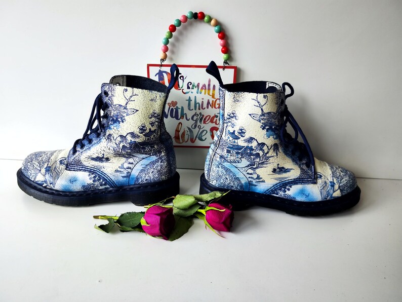 Dr Doc Martens 1460 8 Eye Willow China Plate Porcelain Suede UK5 EU38 ...