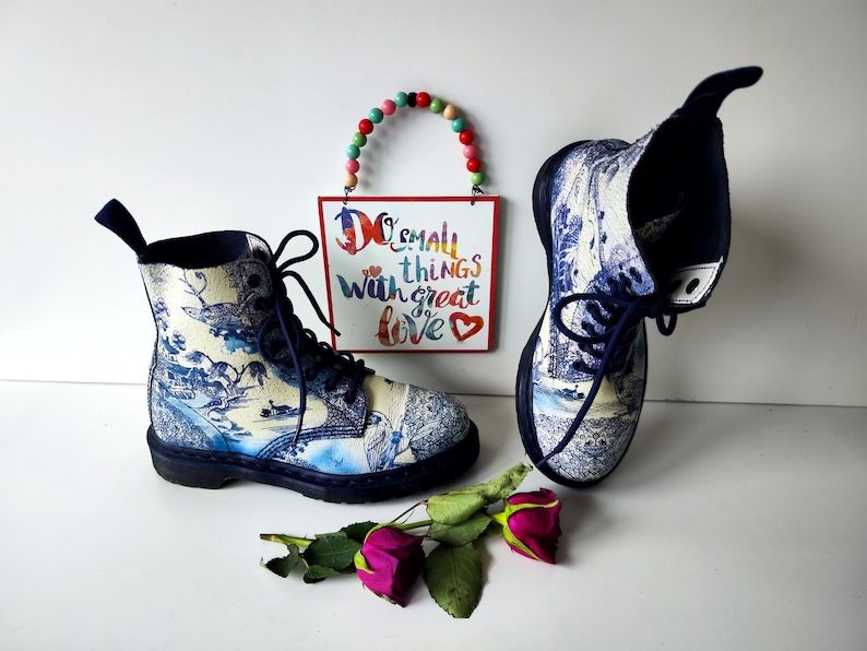 Dr Doc Martens 1460 8 Eye Willow China Plate Porcelain Suede UK5 EU38 ...