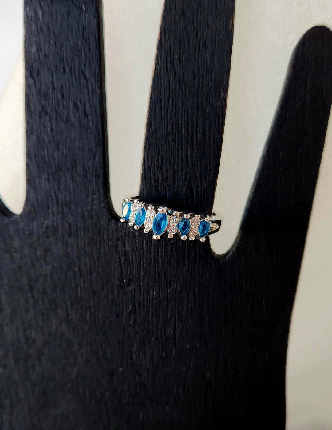 Vintage Neon Apatite and Cubic Zirconia 14K White Gold Ring - Etsy