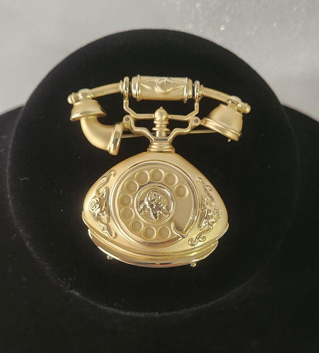 Vintage Gold Tone Rotary Telephone Brooch - Etsy