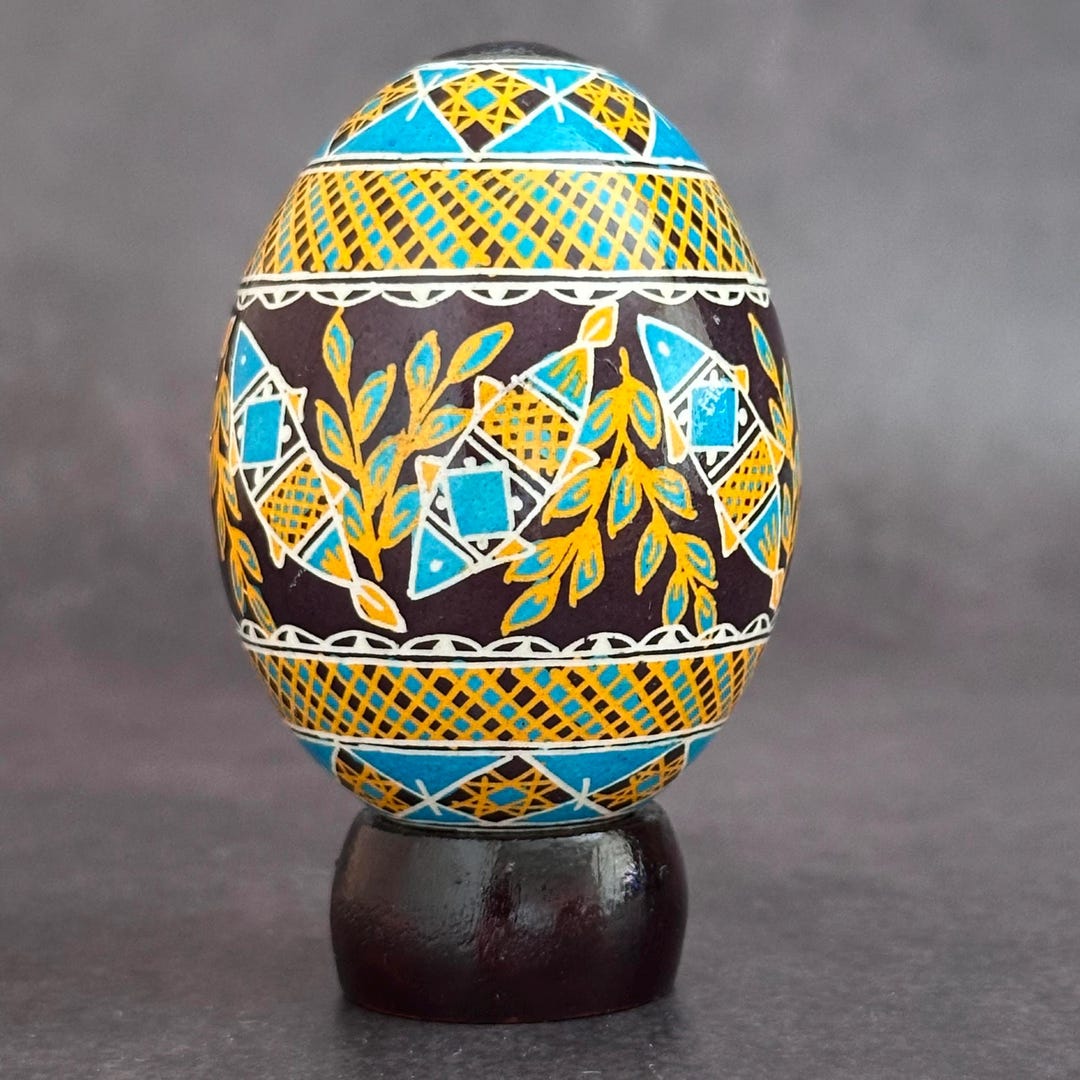 Real Ukrainian Pysanky.chicken Hand Made Hutsul Pysanka. Easter Eggs ...